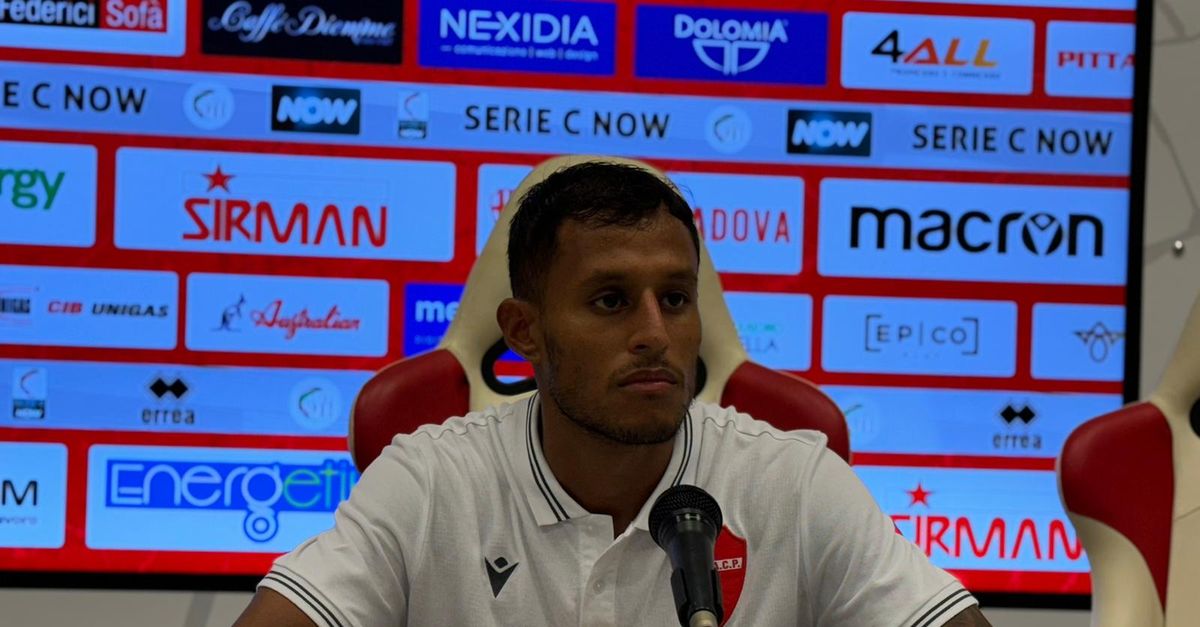 Varas: “Pronto a giocare anche in attacco se c’è bisogno” - Padova Sport