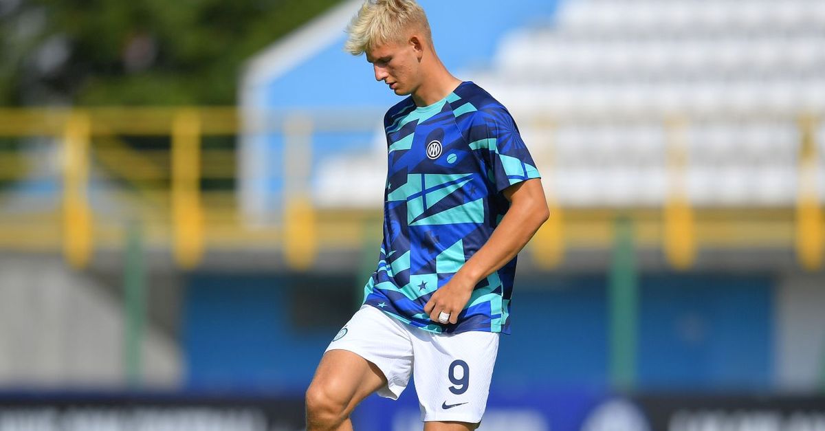 Inter, UFFICIALE: Zuberek in prestito all'Avellino fino a fine stagione ... Inter, UFFICIALE: Zuberek in prestito all'Avellino fino a fine stagione ...