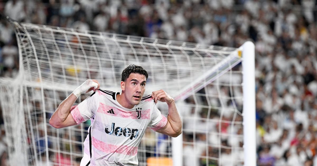 Calciomercato Juve Gli Occhi Del Tottenham Su Vlahovic Per Il Dopo