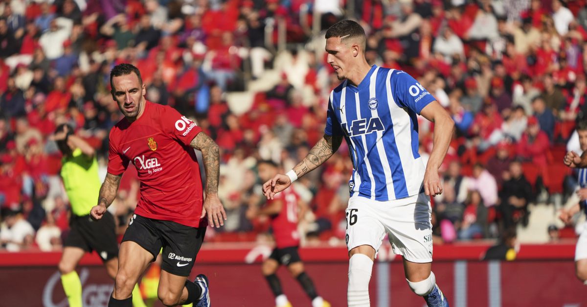 Chi è Rafa Marin, il gigante della difesa che ha stregato il Napoli: il profilo - Calcio Napoli 1926