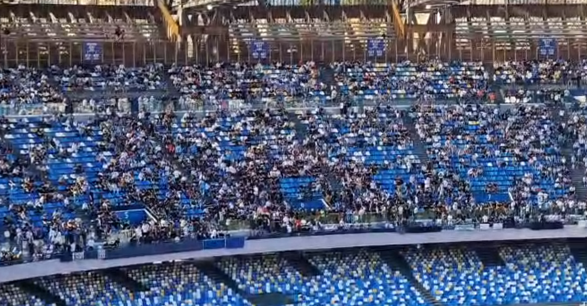 Napoli-Bologna, la situazione sugli spalti del Maradona prima del match ...