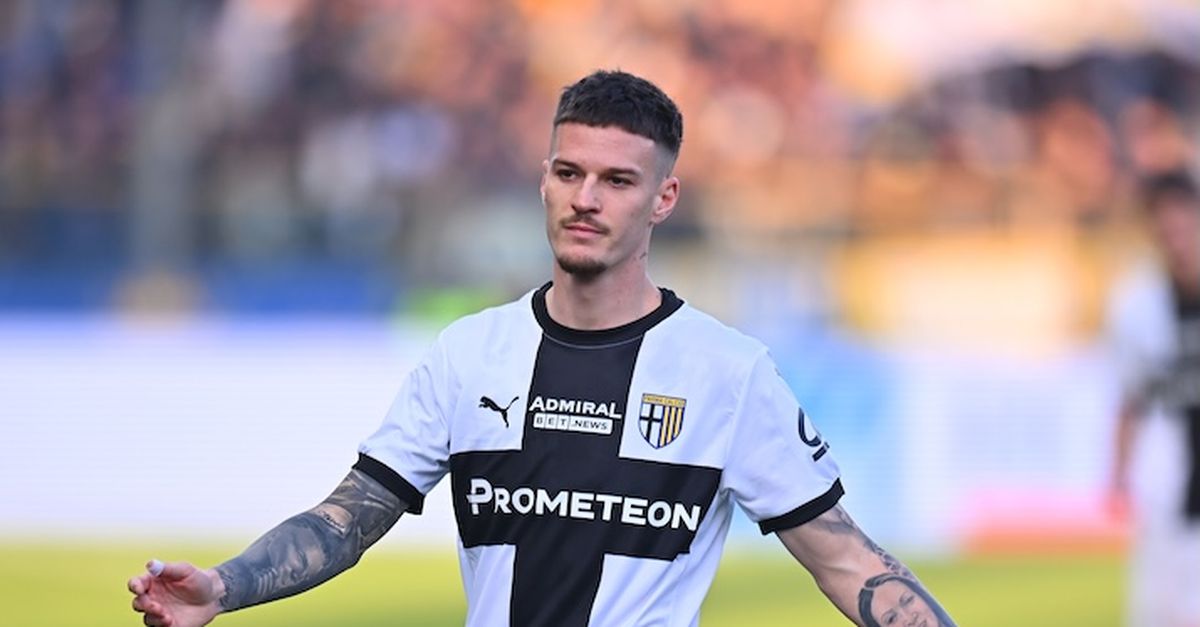 Parma, rigore contro il Monza: sorpresa dal dischetto, non va né Man né ...