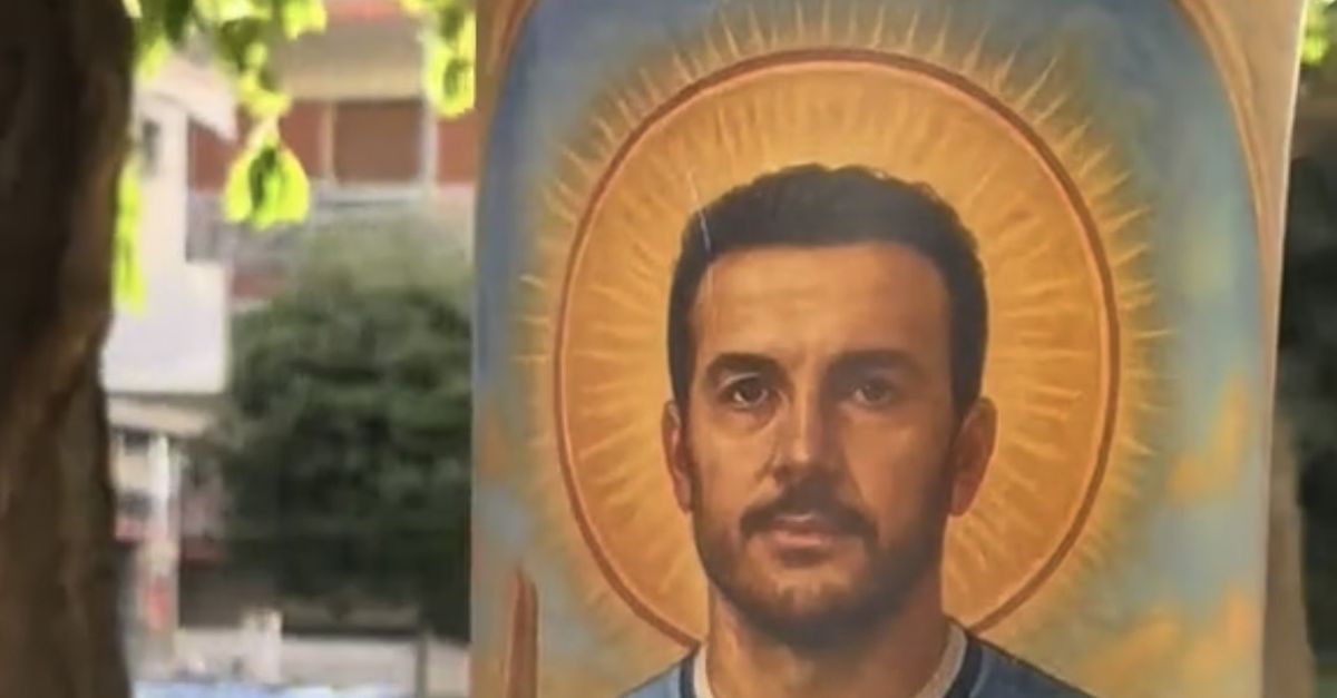 Pedro ferma l’Inter, e per le strade di Napoli compaiono i suoi santini ...