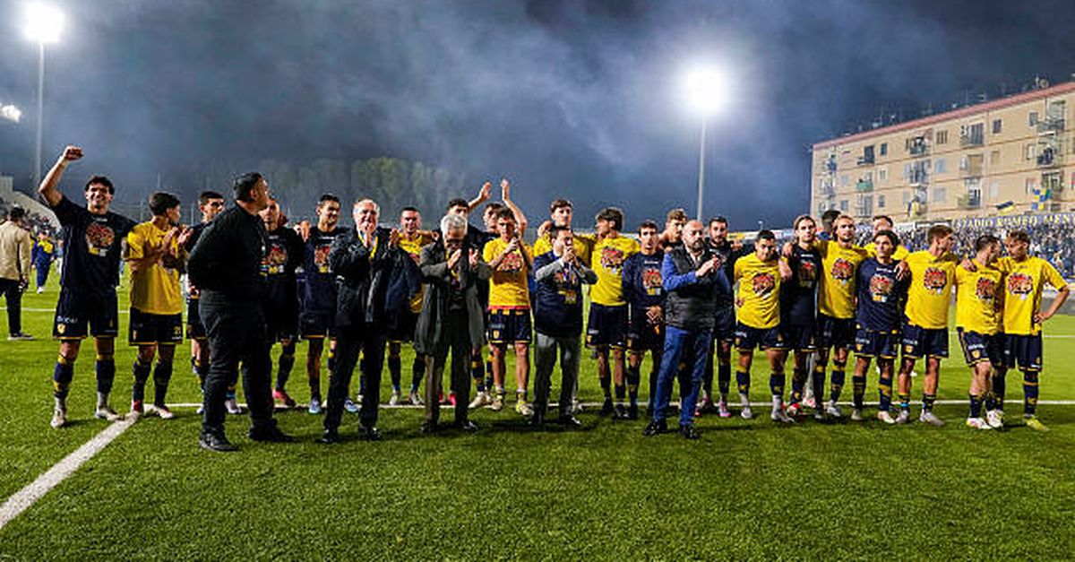 Terremoto Juve Stabia, il sindaco: "Libereremo la squadra dalla ...