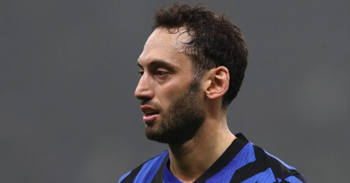 Inter, la formazione ufficiale in Champions: la scelta su Zielinski, Bisseck, Calhanoglu e ...