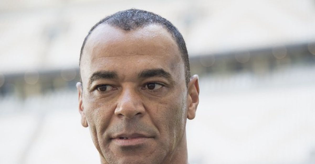 Roma Cafu Fa Causa Ai Giallorossi Chiesto Un Maxi Risarcimento Per