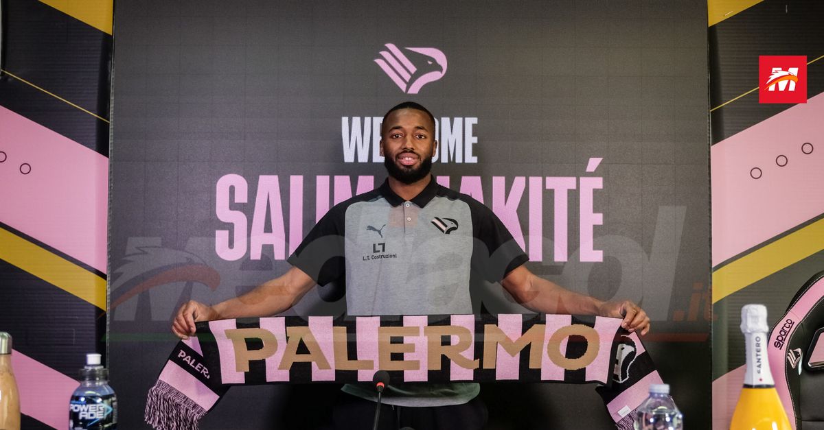 FOTO PALERMO, Salim Diakité presentato in conferenza stampa (GALLERY ...