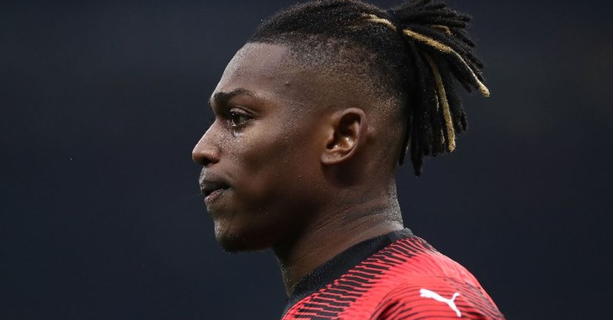 BREAKING – Milan, infortunio e s.v. per Leao contro il Lecce: le sue ... BREAKING – Milan, infortunio e s.v. per Leao contro il Lecce: le sue ...