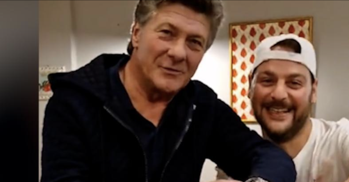 Video – Mazzarri replica il famoso gesto dell’orologio - Toro News
