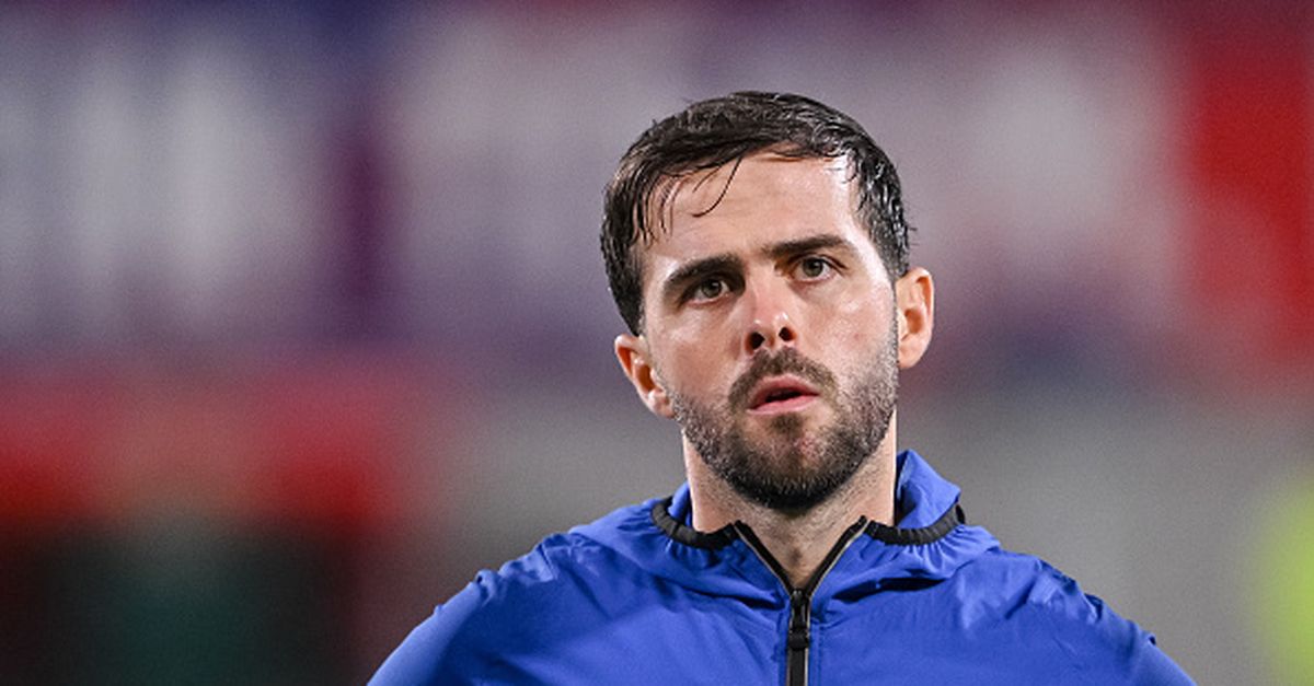 Pjanic: "Napoli favorito per lo Scudetto, ha Conte! Sulla Roma ...