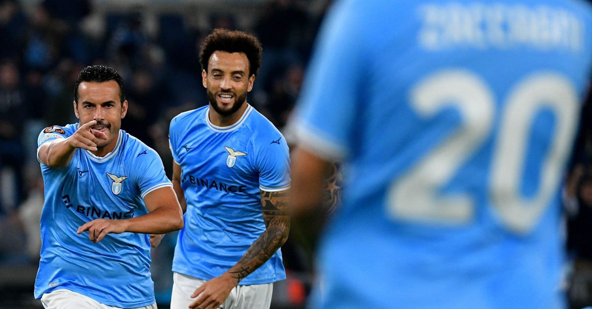 Lazio Il Primo Colpo Di Mercato è Un Rinnovo Un Big Ancora In