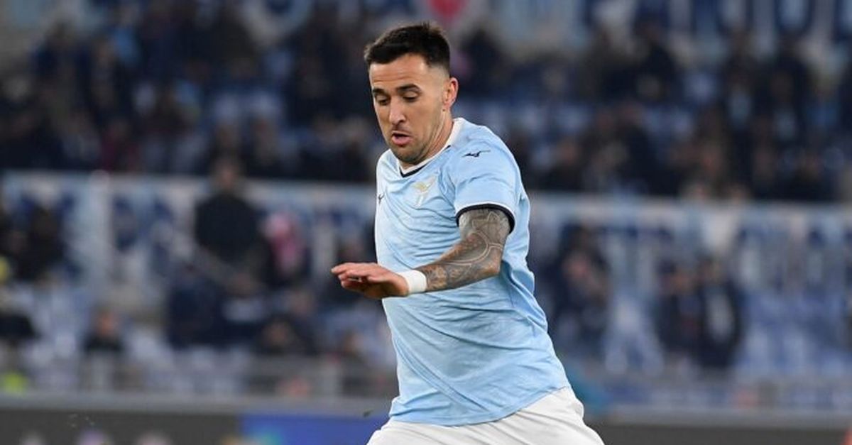 Lazio, ricaduta e rischio lungo stop per Vecino: cos’è successo! Le ... Lazio, ricaduta e rischio lungo stop per Vecino: cos’è successo! Le ...
