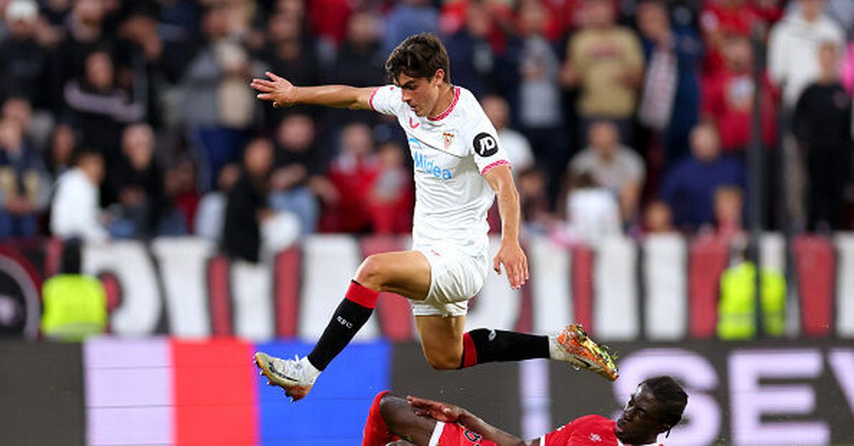 Il Napoli attende Juanlu: ecco quando si definirà il suo futuro - RAI - Calcio Napoli 1926