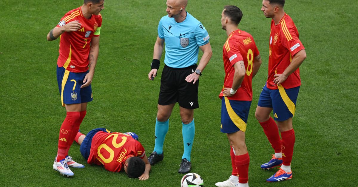 Taylor ci ricasca: un rigore negato e la Germania è fuori - Forzaroma.info