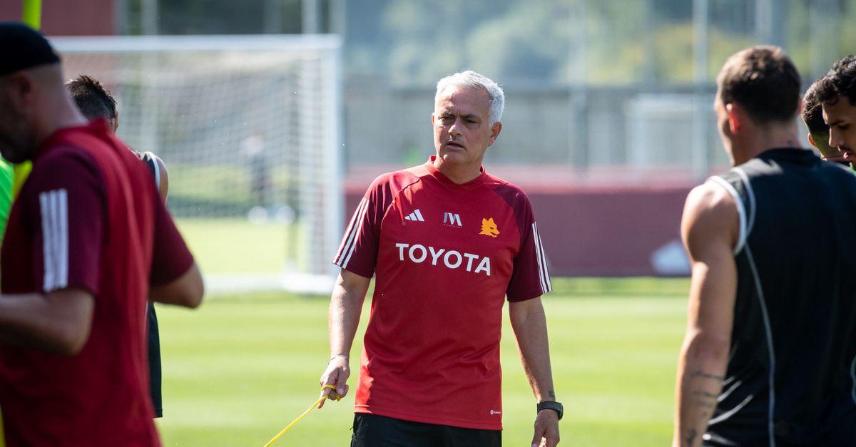 Mourinho annuncia il rinnovo con Adidas: “Sono molto orgoglioso ...