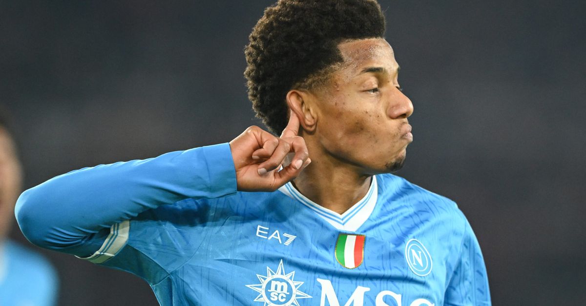 UFFICIALE - Neres, mese da urlo del brasiliano: è lui il POTM di ...