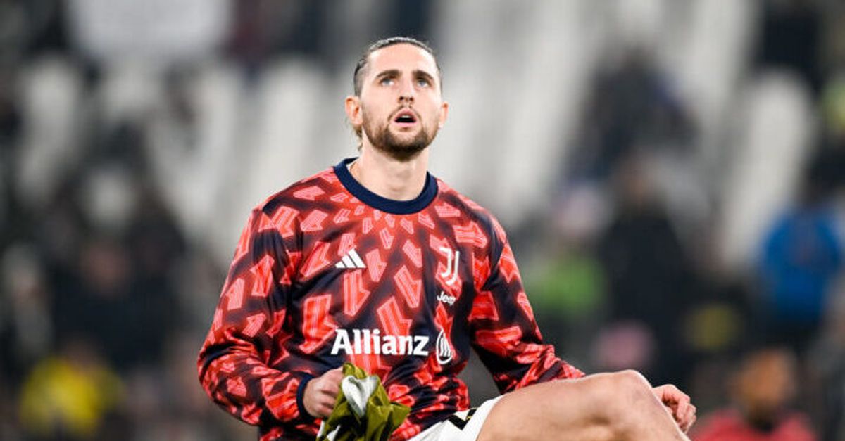 Gazzetta: “Juve, i dettagli della nuova offerta per Rabiot: promessa anche la fascia di capitano ...