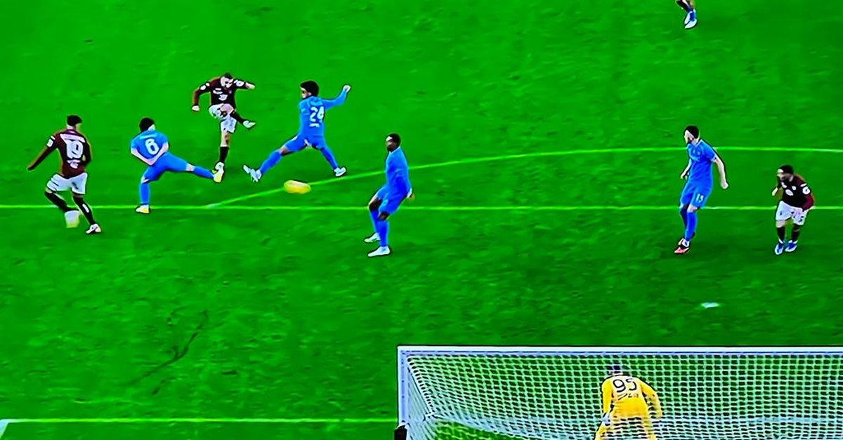 VIDEO Torino-Napoli 2-0, Vlasic raddoppia e mette il match in ghiaccio ... VIDEO Torino-Napoli 2-0, Vlasic raddoppia e mette il match in ghiaccio ...