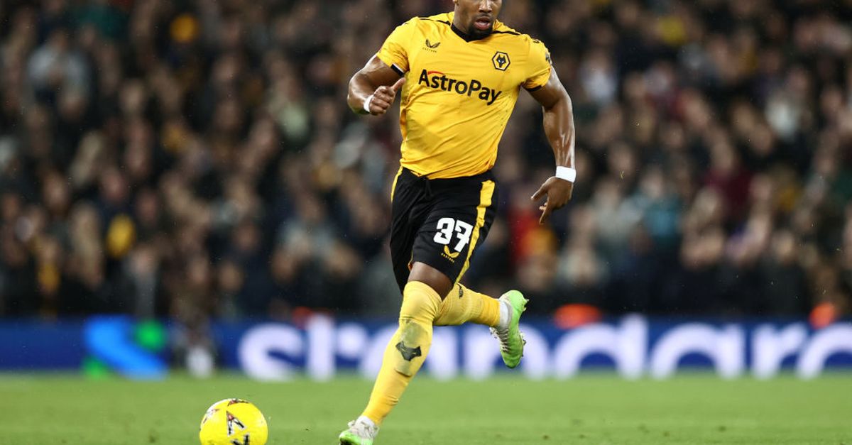 Code per il nuovo kit. Mercato: Adama Traoré e Llorente - Forzaroma ...