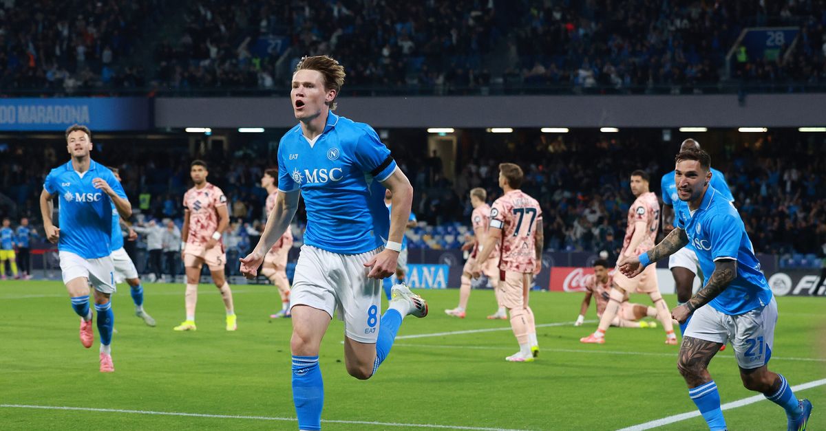 Napoli-Torino 2-0: doppio McTominay, azzurri avanti all’intervallo ...